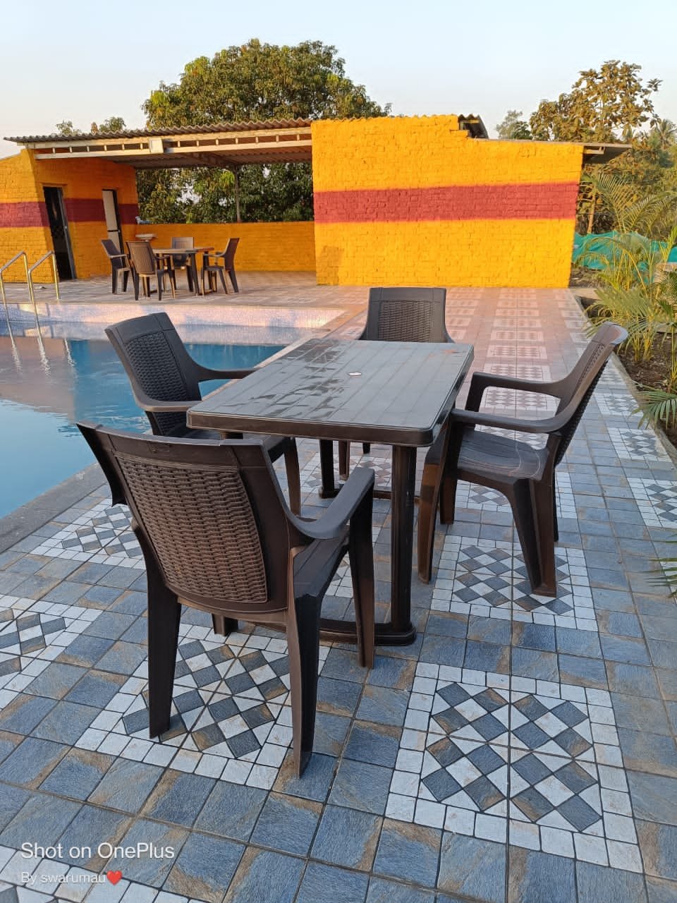 Phoenix Farm Stay - starting @ 2100/-