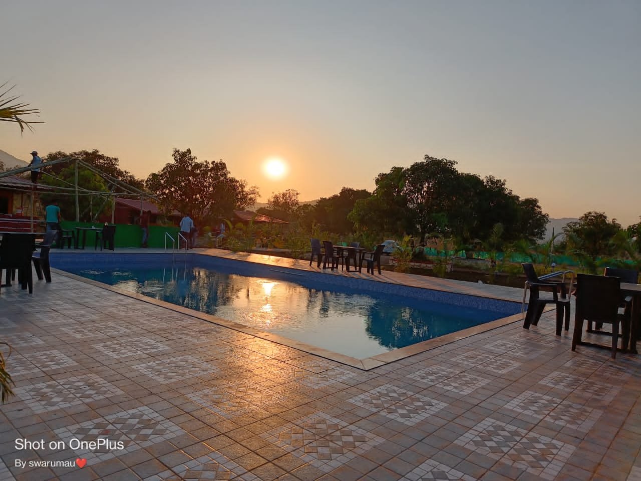 Phoenix Farm Stay - starting @ 2100/-